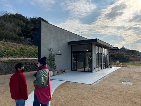 淡路島・COFFEE BARN㊗️2022年12月ニューオープン ️スペシャリティコーヒー&ドーナツのお店🍩西海岸に全てが揃いそう😁