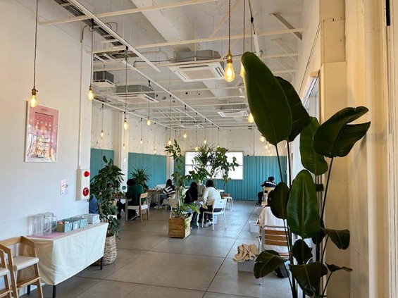 AWAJI Seaside Walk Cafeでハンバーガーランチ ️雰囲気良くて美味しいし、観光気分になれました〜😁